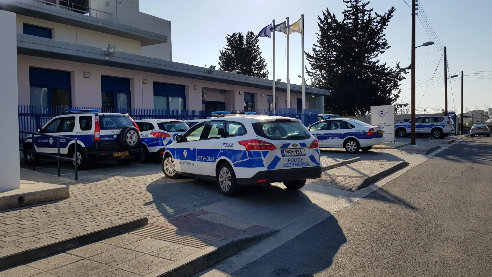 Container stolen in Paphos – Two suspects wanted - Sigmalive English