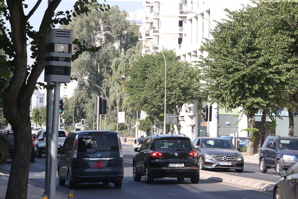 Payment process and deadlines for traffic camera fines - Sigmalive English