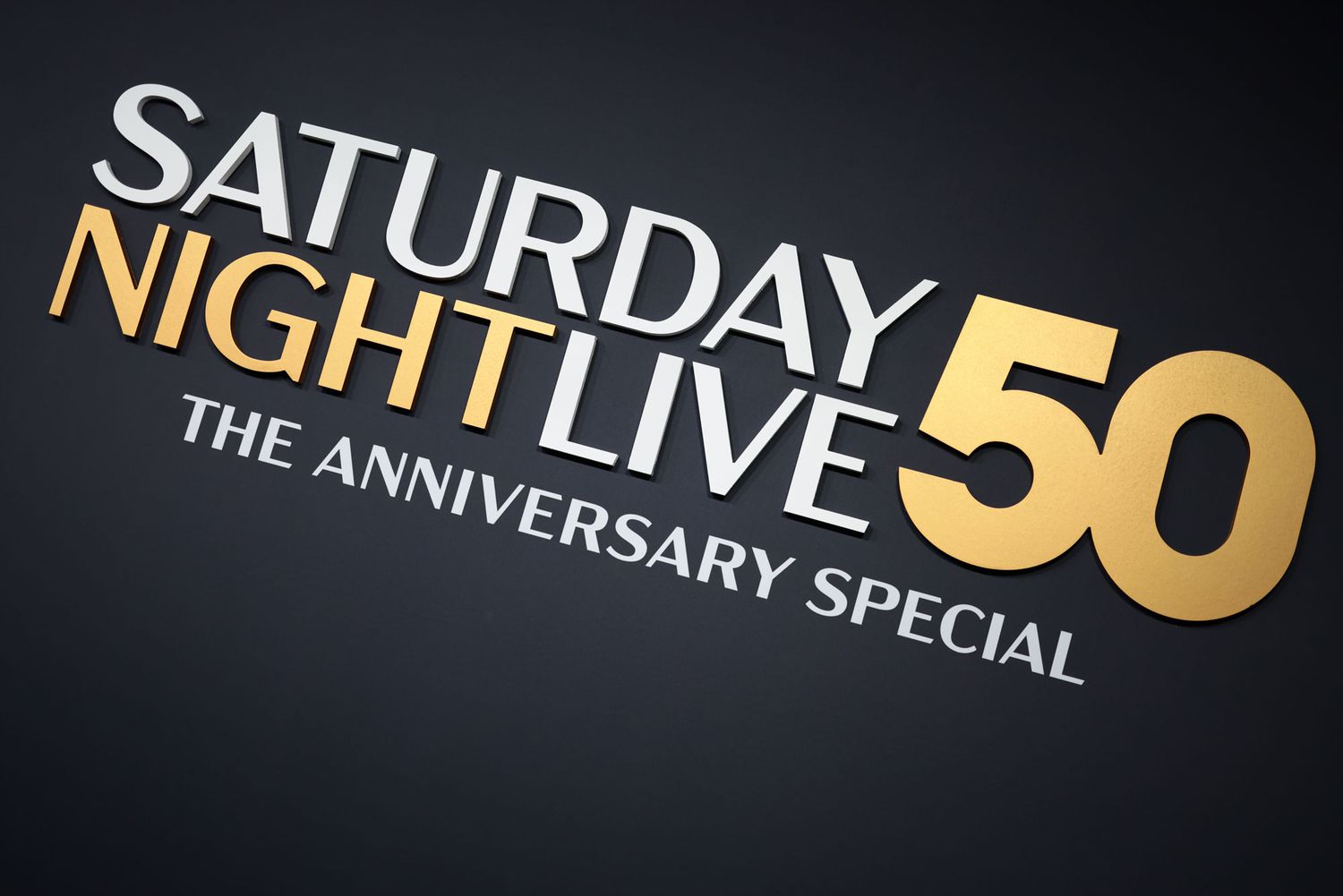 Ten best moments as stars mark 50 years of Saturday Night Live - Sigmalive English