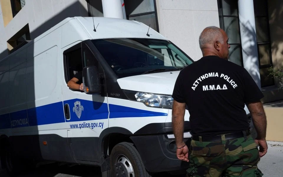 Police arrest 38 persons for illegally residing in Cyprus - Sigmalive ...