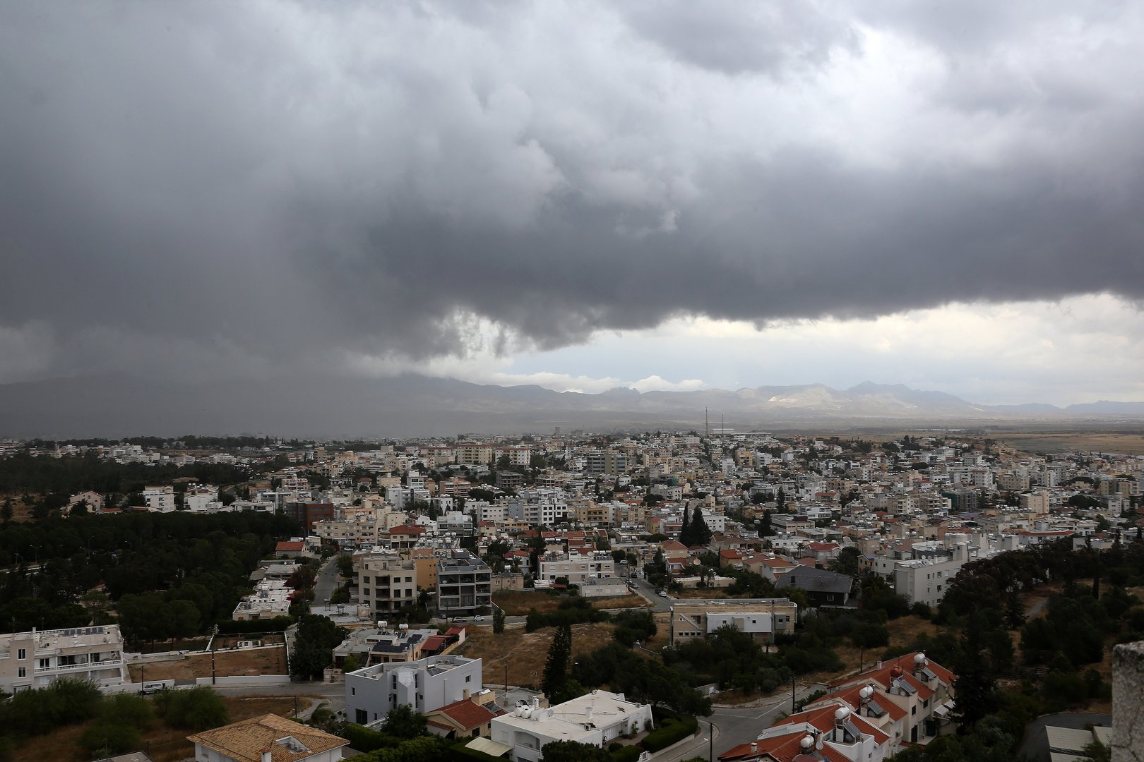 Rain, dust and dropping temperatures — spring weather for Cyprus ...