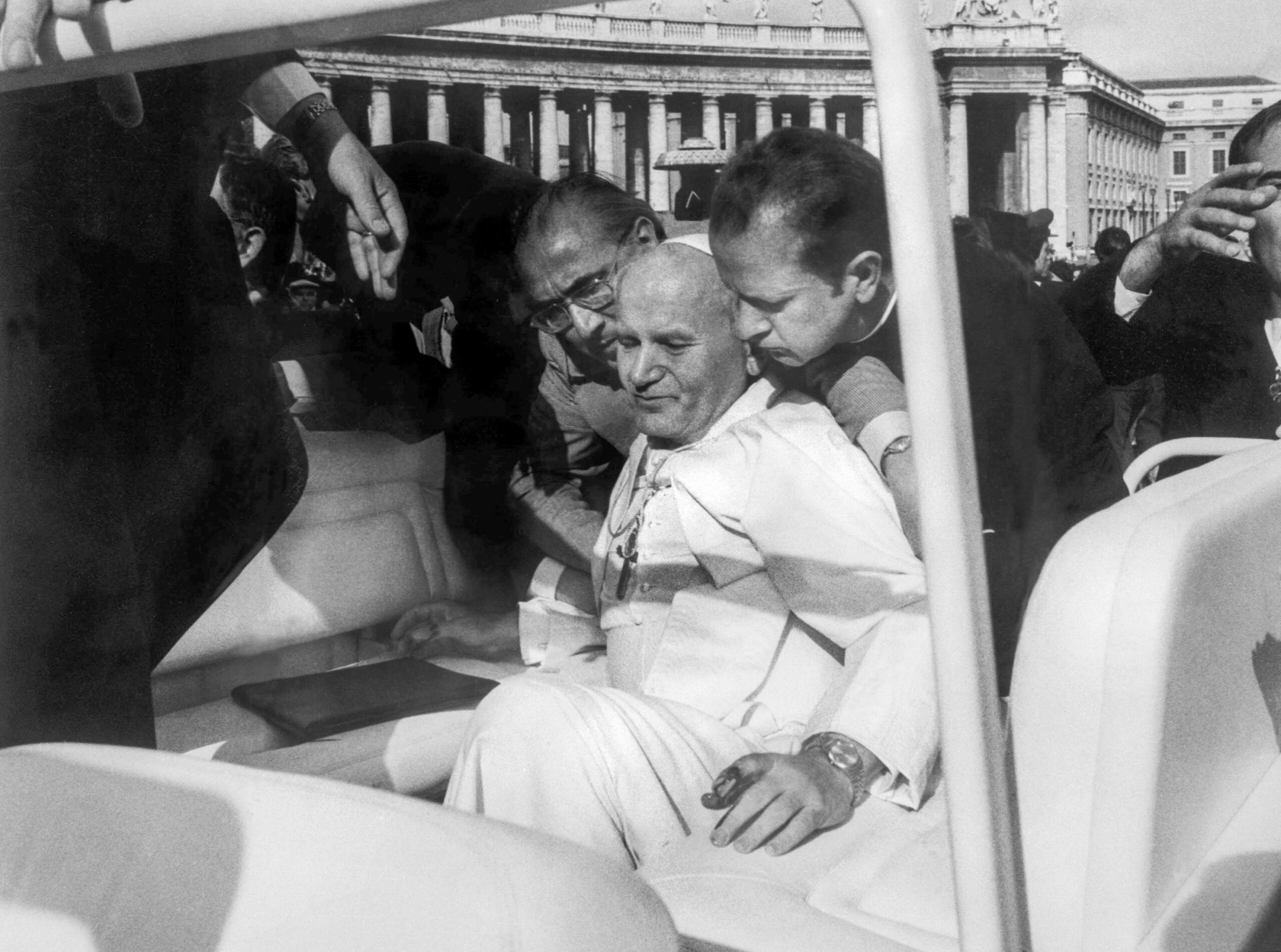 ON THIS DAY: Pope John Paul II shot in St Peter’s Square (1981 ...