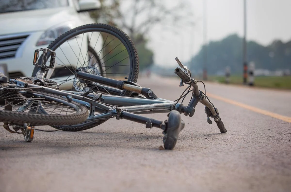 75-year-old cyclist succumbs to his injuries after crash - Sigmalive ...