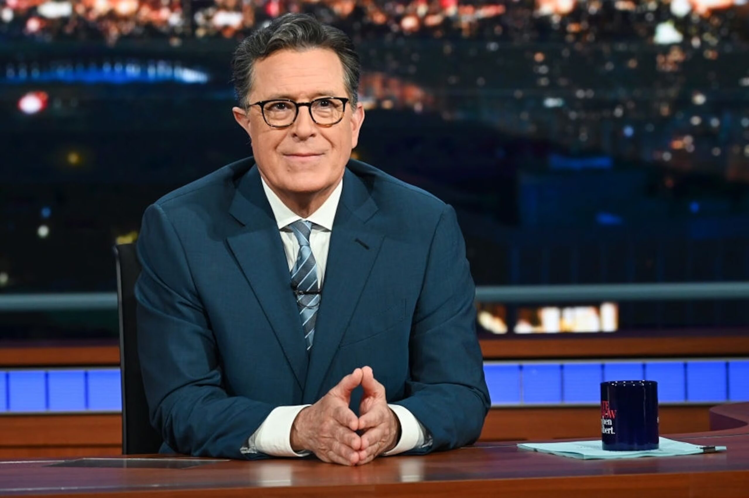 Colbert says The Late Show will end after 33 years - Sigmalive English