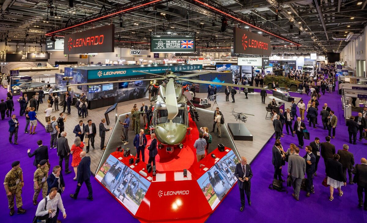 London blocks Israeli officials from major defence summit - Sigmalive English