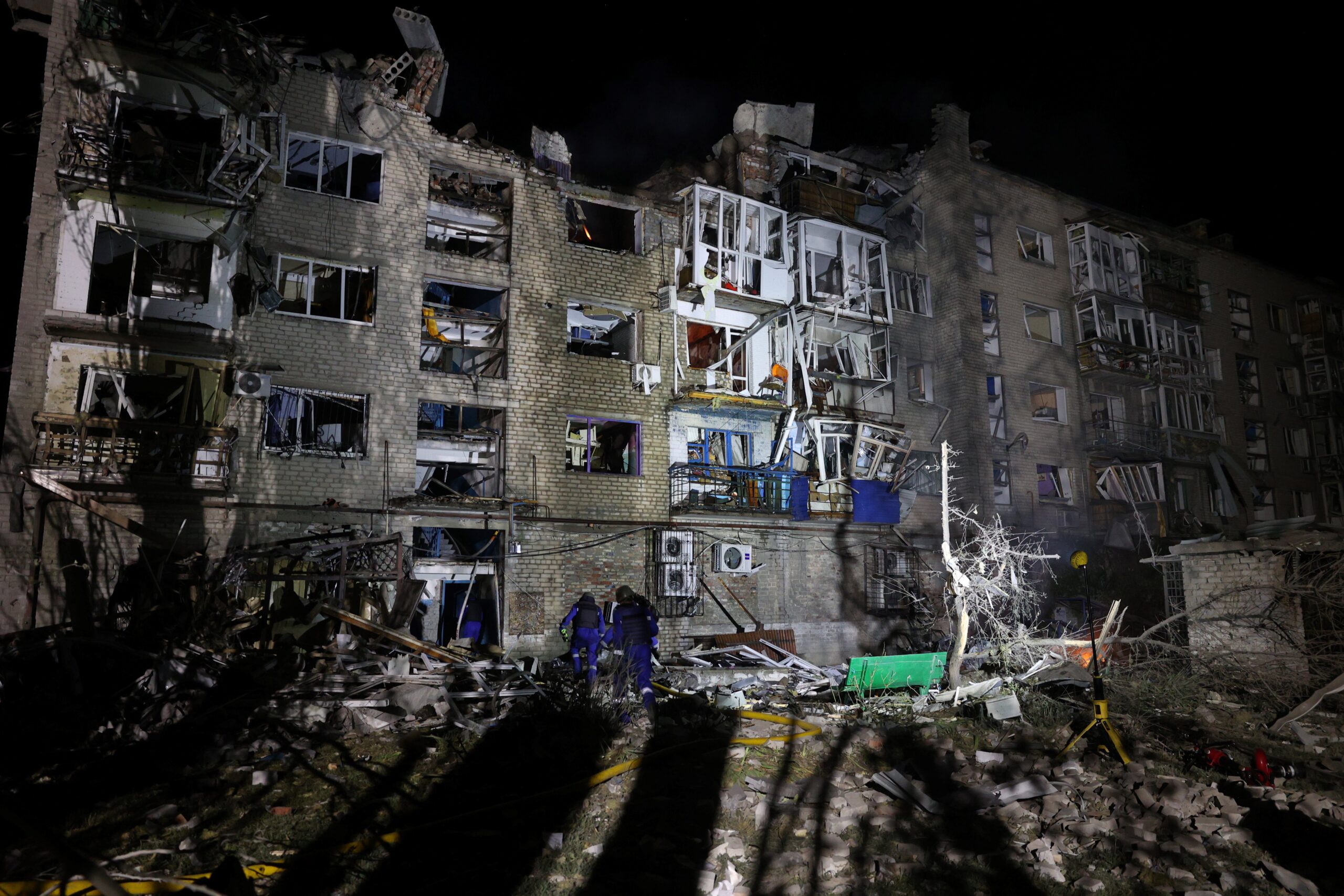 Donetsk Russian strike kills over 20 civilians in village - Sigmalive English