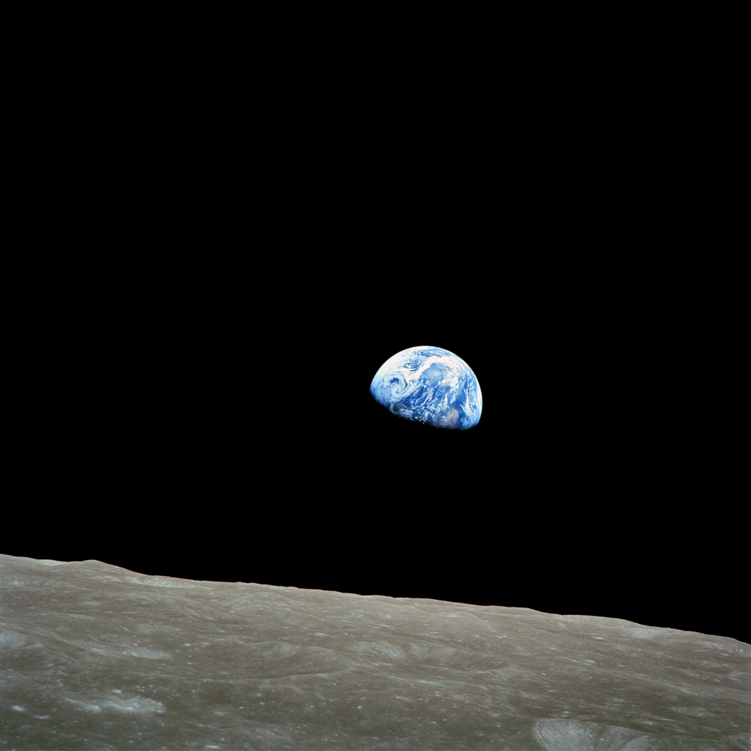 ON THIS DAY: Apollo 8 Christmas Eve message from orbit (1968) - Sigmalive English