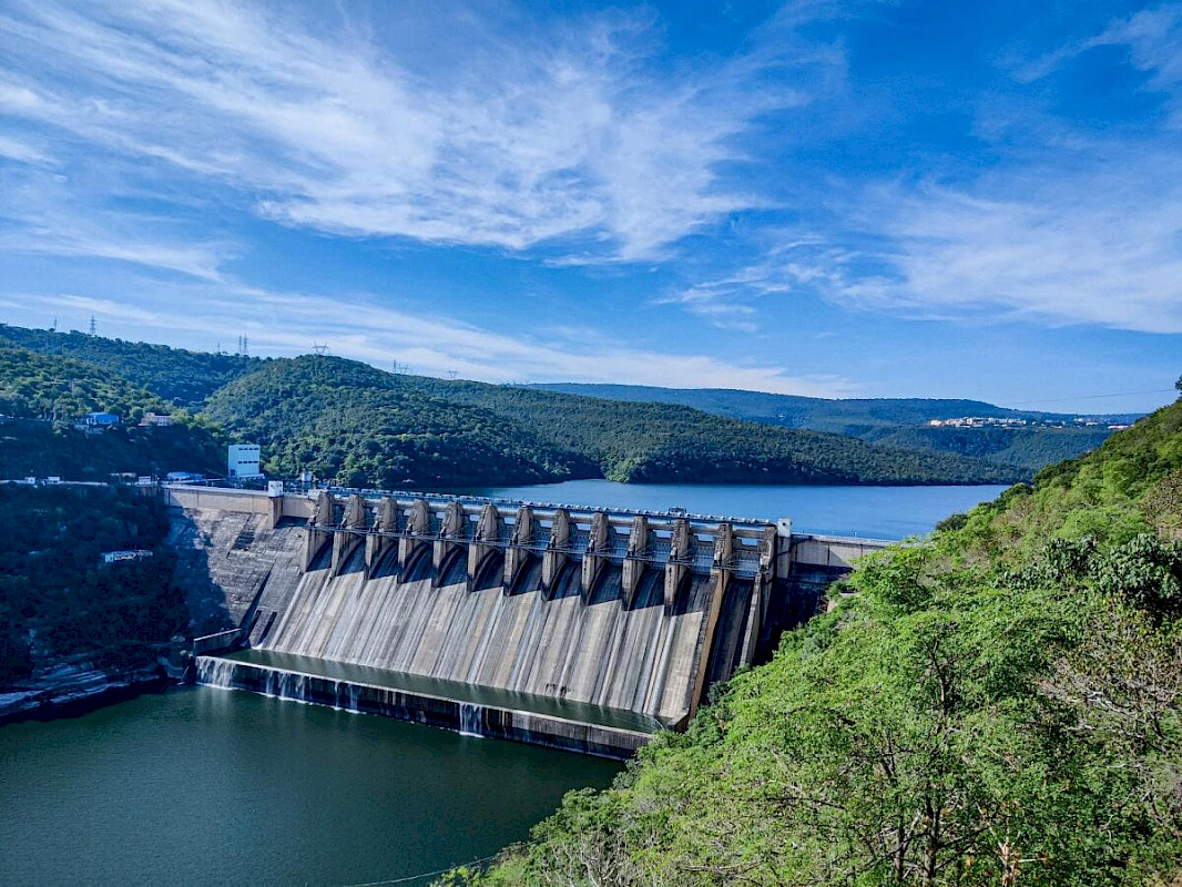 Cyprus dam water levels rise after rainfall - Sigmalive English