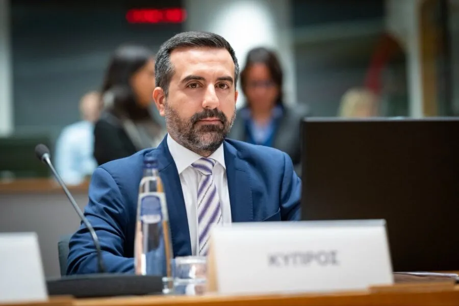 Cyprus migration policy: deportation for offenders - Sigmalive English