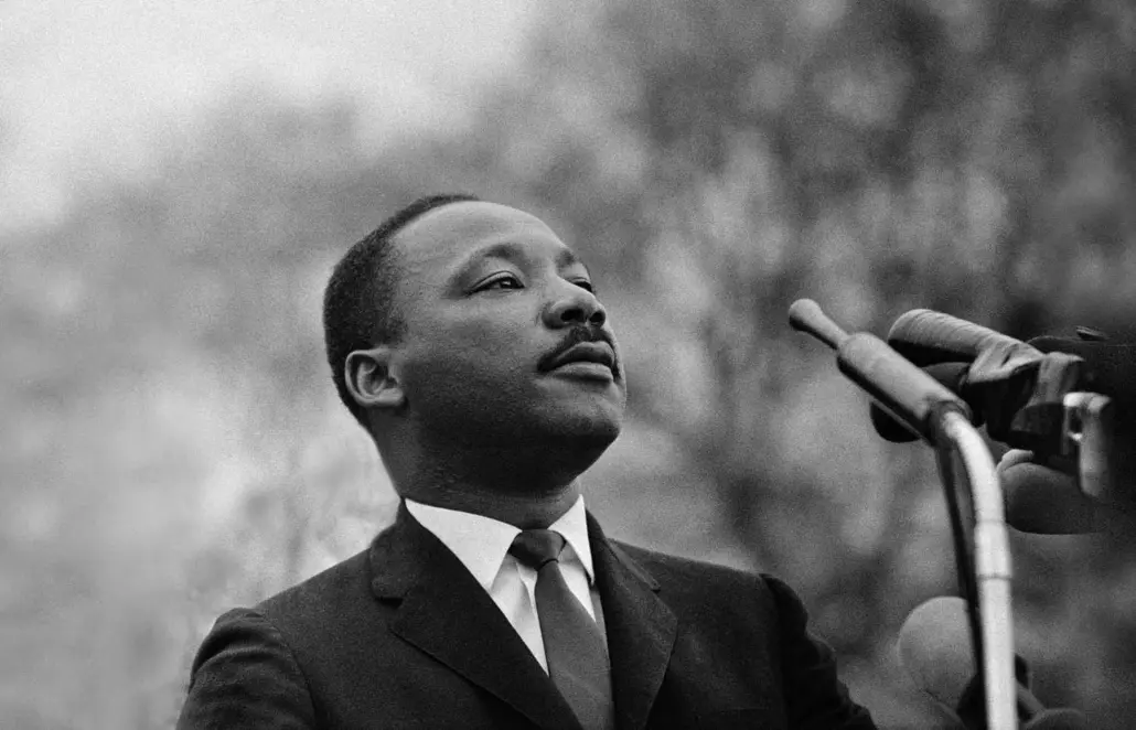 Trump drops MLK, Juneteenth from 2026 park fee-free days - Sigmalive ...